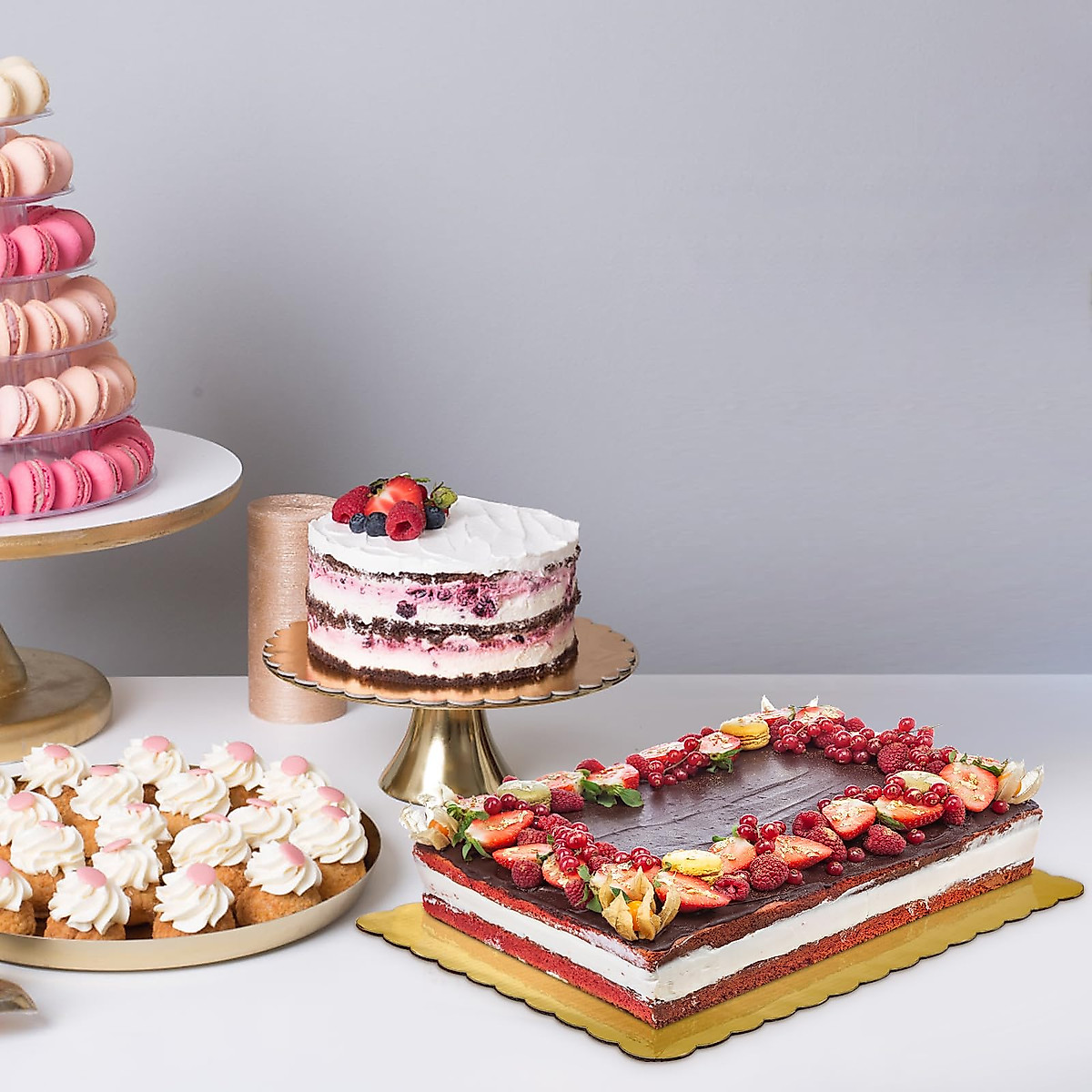 Tebery 20 Pack Rectangle Cake Board Disposable Cardboard Cake Bases, 14x10 Inch Gold Foil Quarter Cake Sheet for Baking Cake Pizza Pastry Party Decorate, Grease Proof and Moisture Resistant