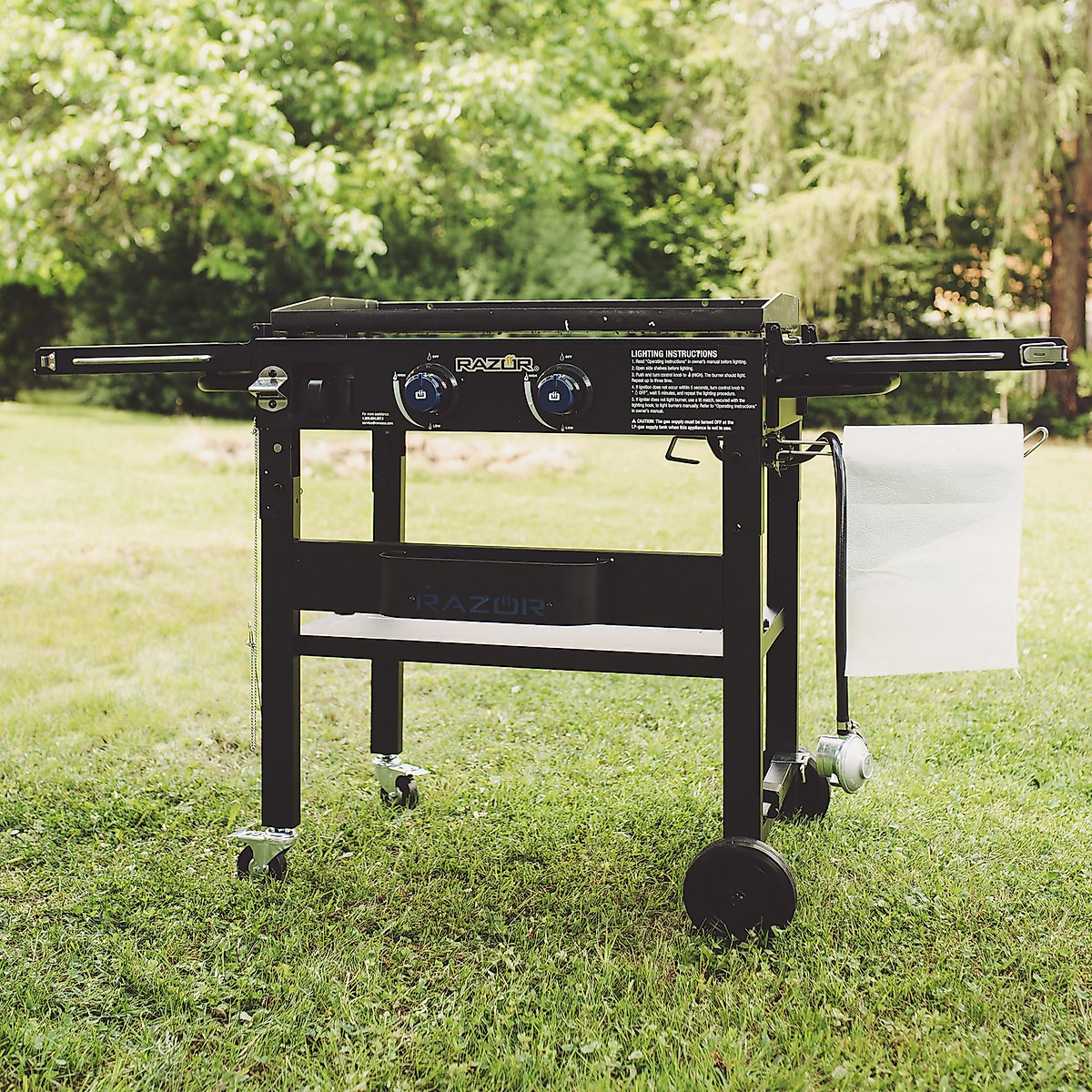 Razor Griddle Portable 2-Burner 30,000 BTU Gas Flattop Grill & Griddle Combo Cart with Foldable Side Shelves, Paper Towel and Condiment Holder, Black