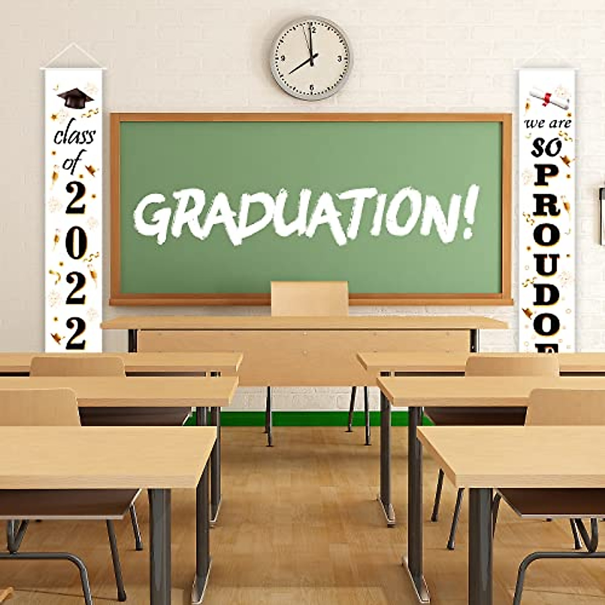 Congratulations on 2022 Graduation Banner Decoration, 2022 Graduation Porch Logo, Graduation Party Supplies, Graduation Slogan