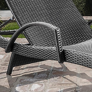 Soleil Outdoor Grey Wicker Arm Chaise Lounges (Set of 4)