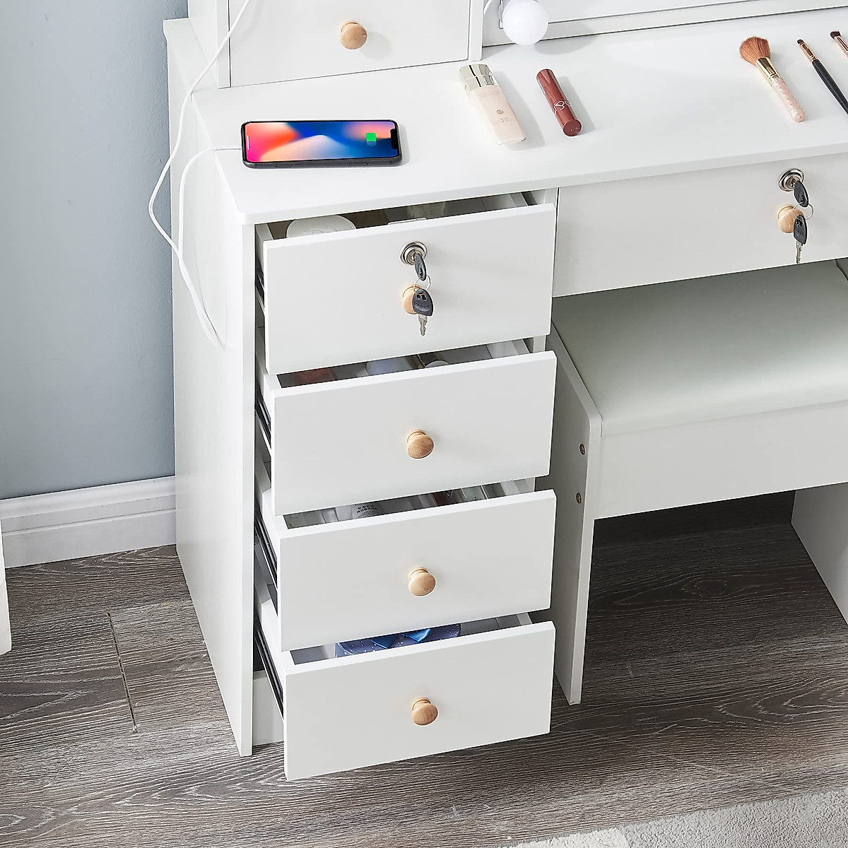 Saihemei Makeup Vanity Table with Lighted Mirror, Adjustable Brightness 3 Lighting Modes Dressing Table with Stool and Storage Shelves for Women Girls