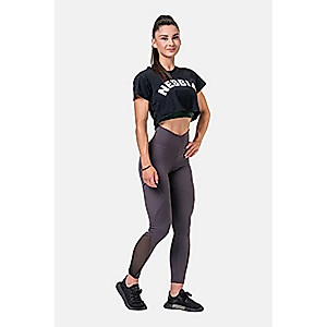 NEBBIA Loose Fit & Sporty Crop Top 583 Black