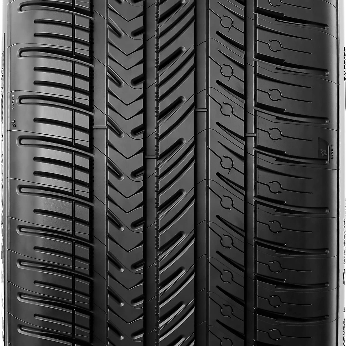 MICHELIN Pilot Sport All Season 4 Performance Tire 235/50ZR18/XL 101Y