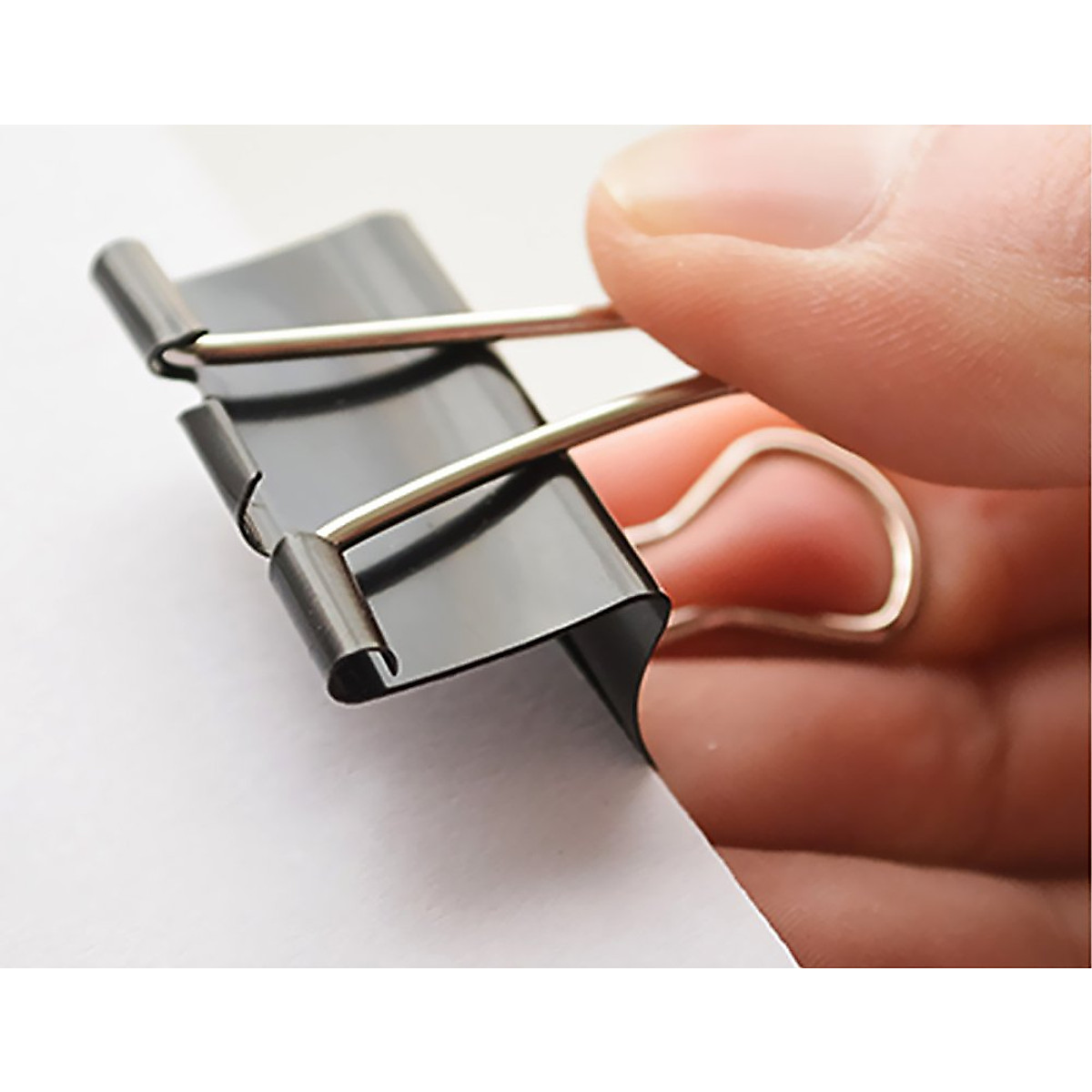 140pcs Binder Paper Clips Assorted Sizes, Binder Paper Clamps Office Supplies Clips for Paperwork, School, Home, Large Medium Small Paperclips Set with Box, Black