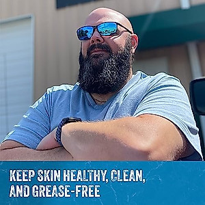 Mountaineer Brand Bald Head Care For Men | Exfoliate Head/Face Scrub | All Natural Exfoliating Scalp | Daily Grooming Head and Face Care Wash for Sensitive Skin | Refreshing Natural Scent 4oz