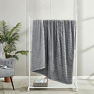 DREAMNINE Extra Large Soft Plush Fleece Bed Blanket King Size 90" x 108", Luxury Shaggy Lightweight 3D Patterned Velvet Flannel Blanket for Bedroom, Solid Gray Warm Lap Blanket for Winter Autumn, Grey