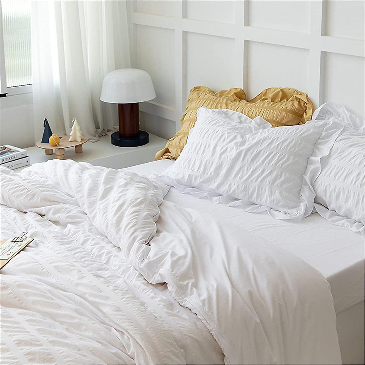 SOUKECHY White Ruffled Bedding-2 Pieces Twin Seersucker Duvet Cover Textured Stripe Style, Soft Lightweight, Washed Microfiber, Zipper Closure and Ties