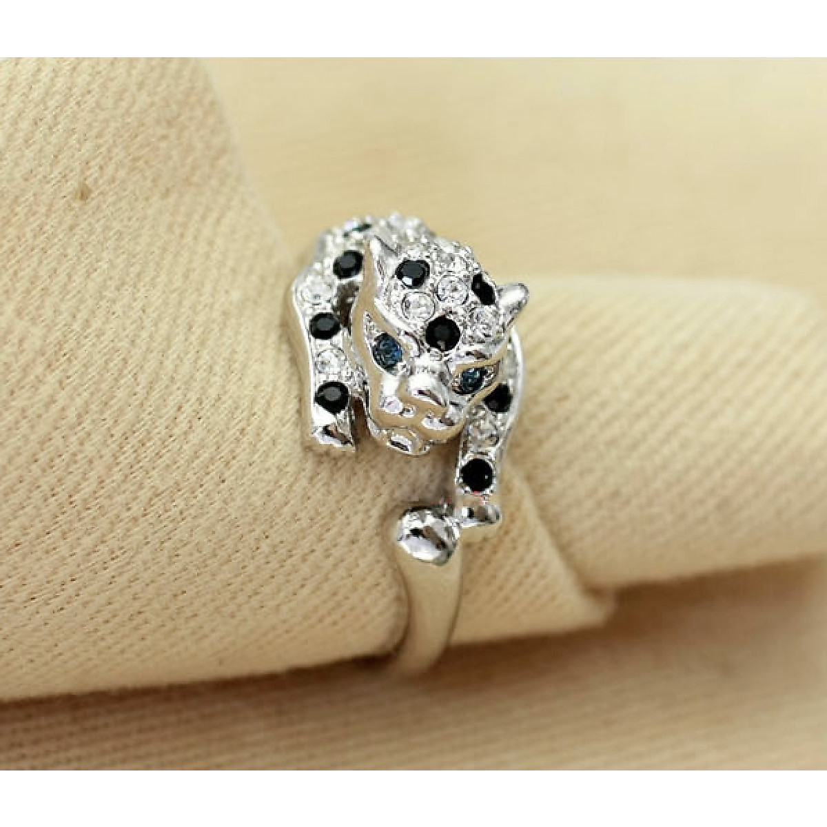 White Gold Plated Animal Leopard Ring with Clear and Black Cubic Zirconia Jaguar Sport Dots Fashion Jewelry for Women (9)