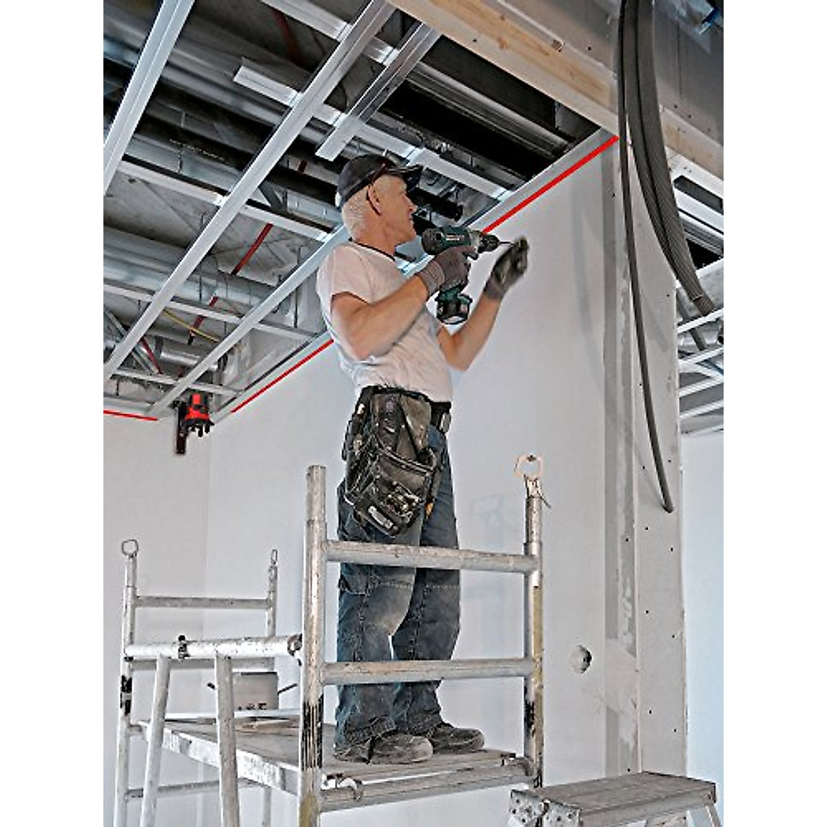 Leica Geosystems 834838 LINO L4P1 Multi-Line Laser Red