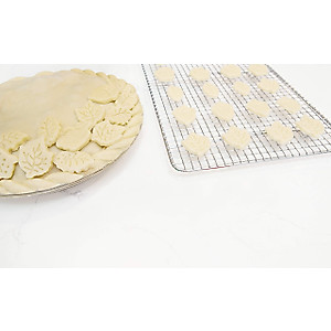 Talisman Designs Plunger Style Pie Crust Cutters, Fall Design, 4-Piece Set