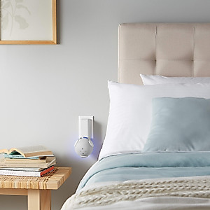 Made For Amazon Outlet Hanger, White, for Echo Dot (4th generation)