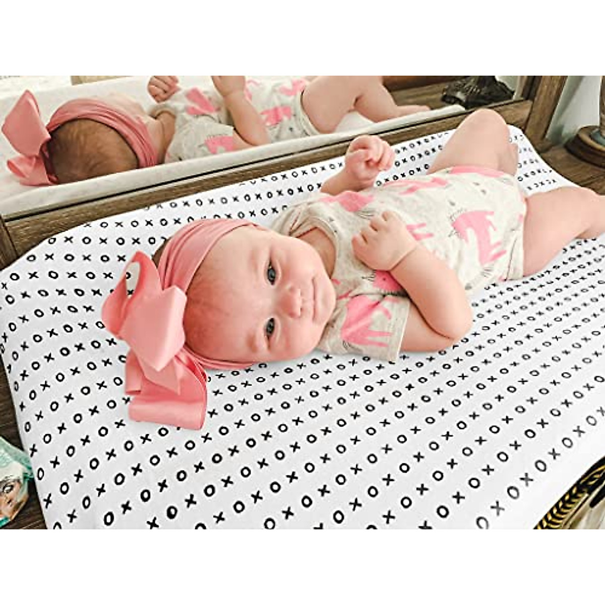 Changing Pad Cover – Premium Baby Changing Pad Covers 4 Pack – Boy or Girl Changing Pad Cover – Pure Jersey Machine Washable Black and White Changing Table Cover – Diaper Changing Pad Cover Sheets