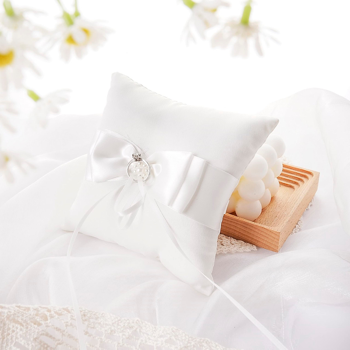 QIRMIZI Ring Pillow,Pearls Ring Cushion, Ring Bearer, Ring Holder for Beach Wedding, Wedding Ceremony, Proposal