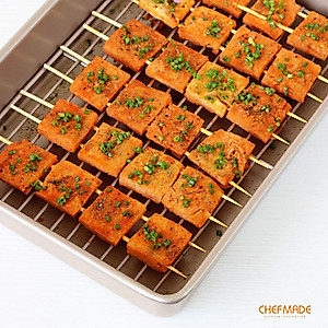 CHEFMADE Roasting Pan with Rack, 13-Inch Non-Stick Rectangular Deep Dish Oven-BBQ Bakeware for Oven Baking 9" x 13" x 2.4" (Champagne Gold)