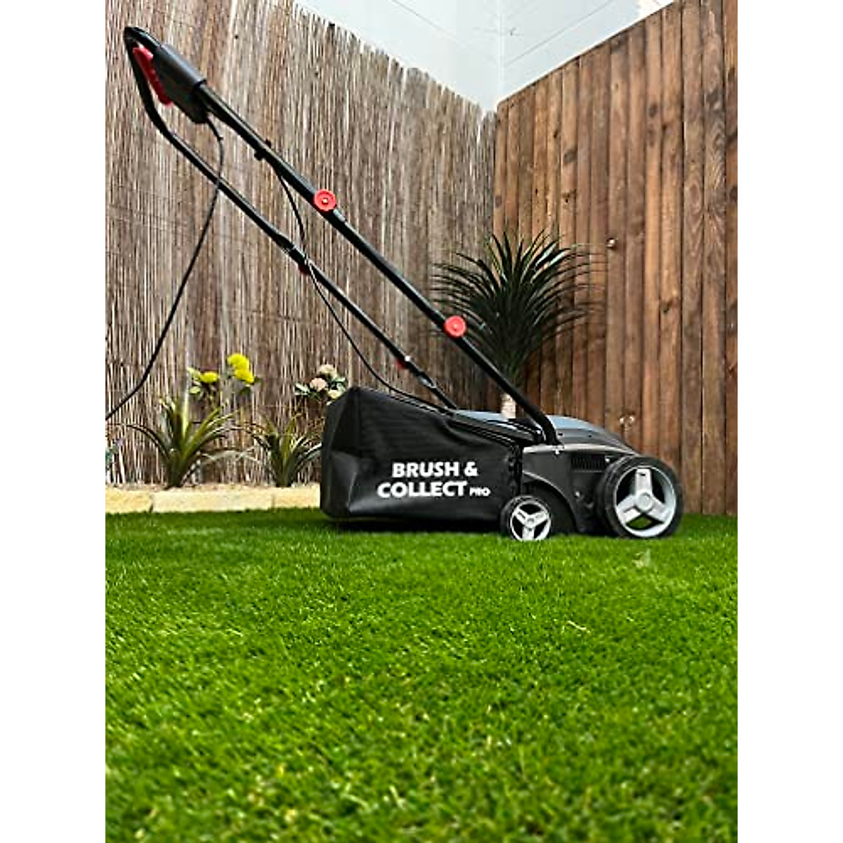 Artificial Turf Electric Power Sweeper/Ceaning Broom. Brush & Collect Pro-USA