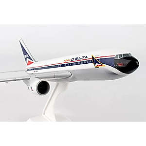 Daron Skymarks Delta Airlines Boeing 767-200 SKR910 1:200 Scale Spirit of Delta Colors