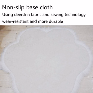 JINYISI Bedroom Rug,cat paw Rug,Area Rugs,Rugs for Bedroom,Shaggy Carpet for Kids Room,Non Slip Small Bedside Rug,Fuzzy Rug(23.6inch)