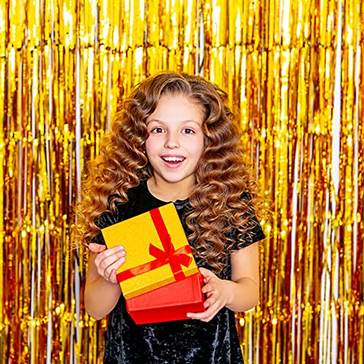 2 Pack Gold Backdrop Birthday Decorations Foil Curtain Backdrop Gold Streamers Dance Party Decorations Photo Booth Props for Bachelorette Decorations Christmas Halloween New Years Eve Party Supplies