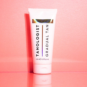 Tanologist Gradual Tan Lotion - Hydrating Daily Tanning Moisturizer for Gradual Tan, Vegan and Cruelty Free, 6.76 Fl Oz