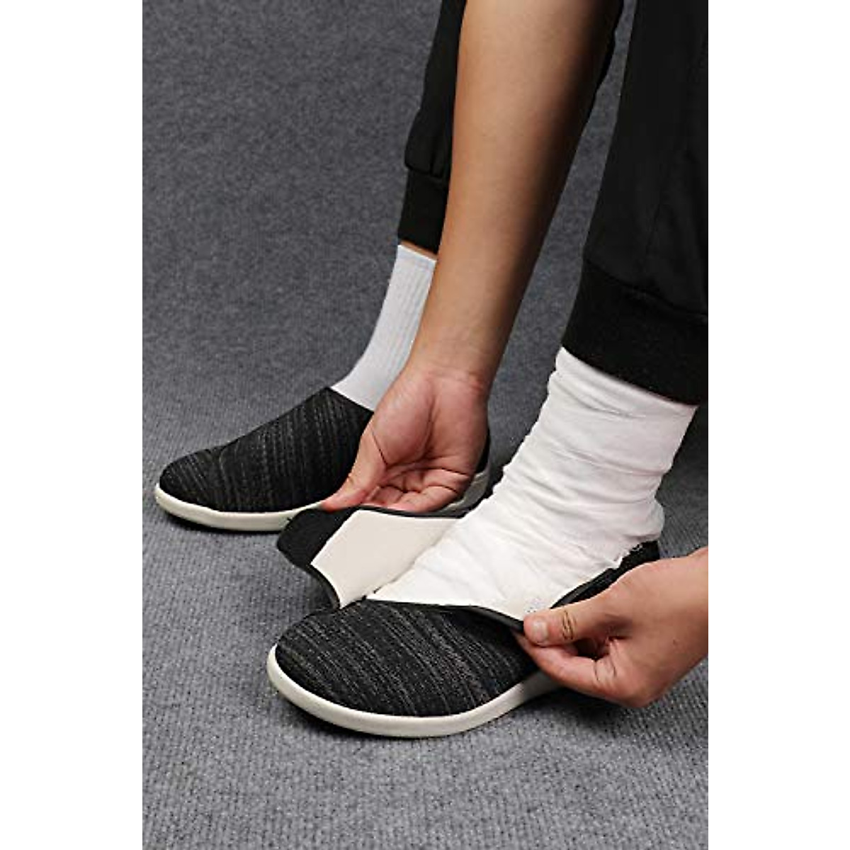 Grigobu Womens Diabetic Shoes Adjustable Breathable Light Antiskid Edema of Fasciitis bunions Arthritis Swollen feet Walking Shoes 44 Black/Grey