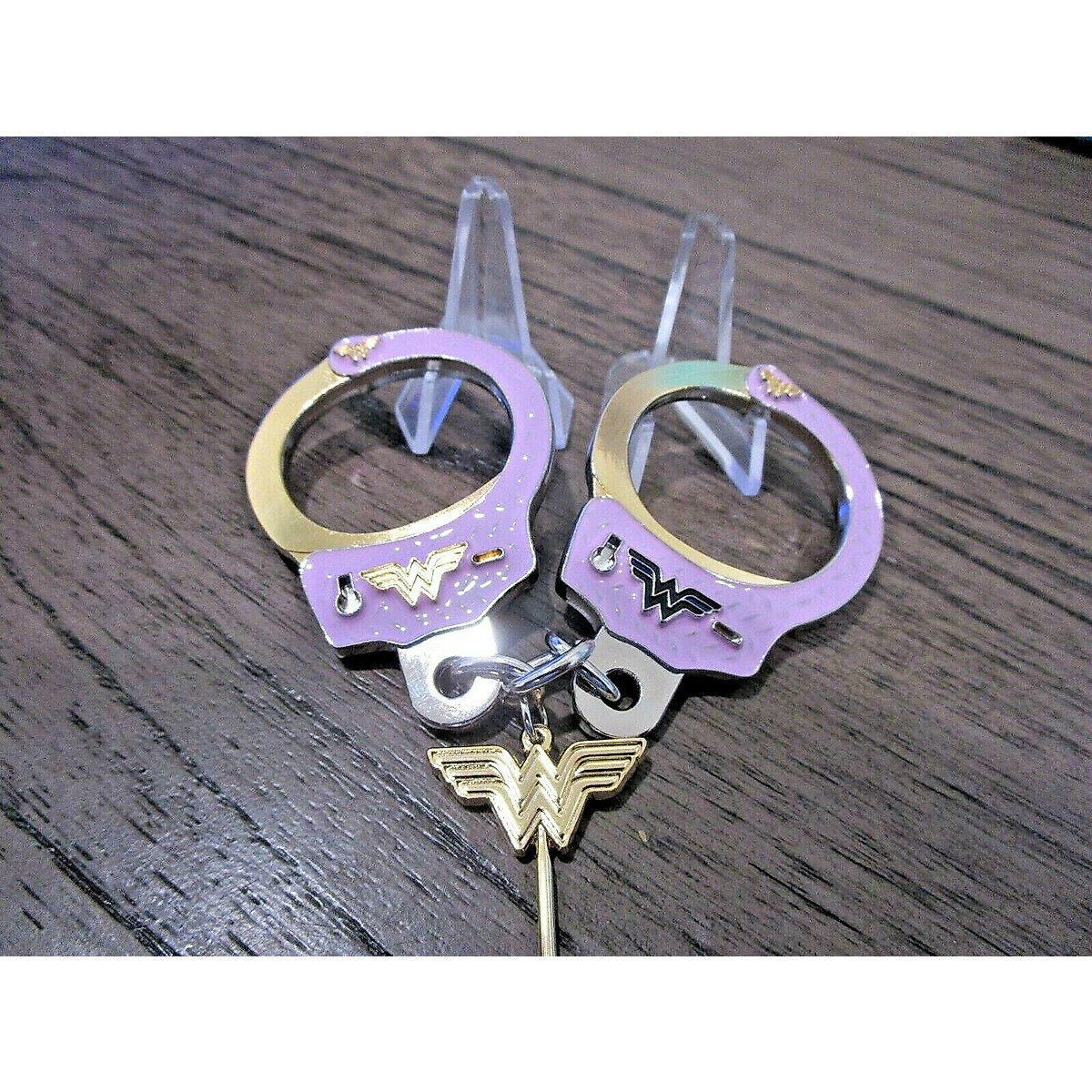 NYPD Detectives Wonder Woman Pink Handcuffs Challenge Coin