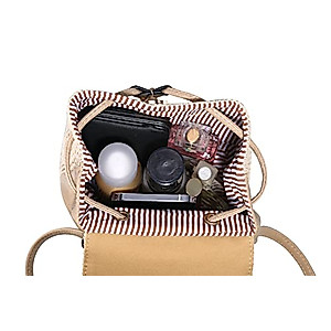 Brand: SEVEVN This is a cute and fashionable backpack woven in rattan that can also be carried by hand. (beige)