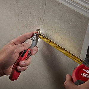 Milwaukee 4932459596 8m/26ft Pro Compact Tape Measure, Red