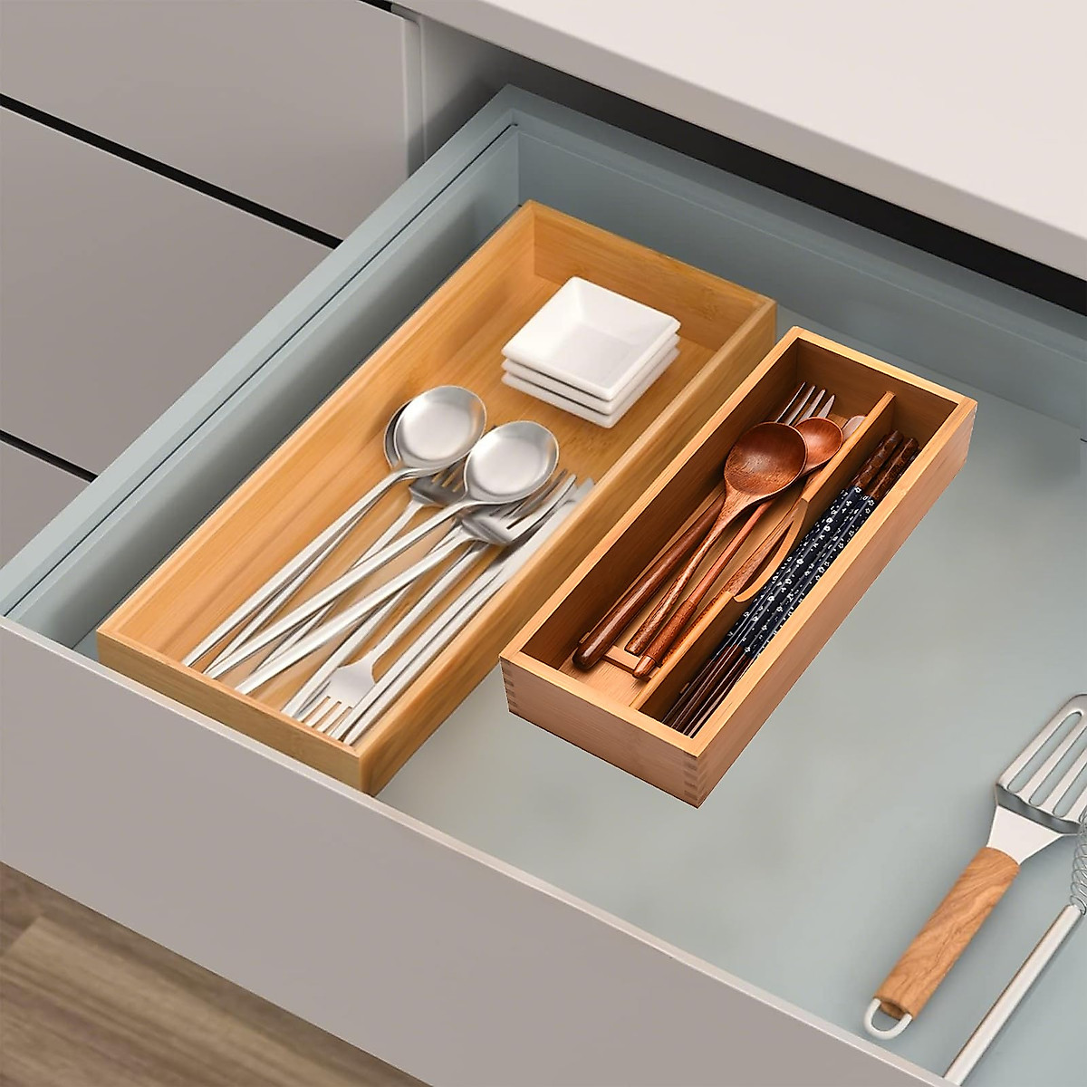 Tomotato Bamboo Silverware Storage Box, Utensil Drawer Organizer Japanese Chopsticks Box with Lid Utensil Holder Organizer Container for Home Kitchen