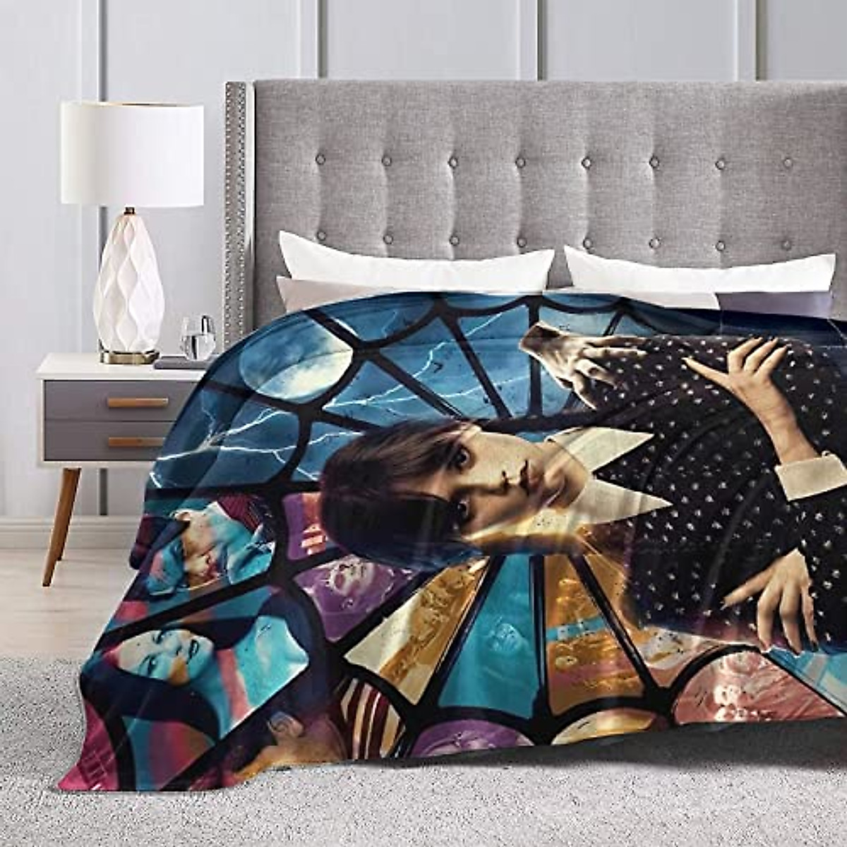 Super Soft Flannel Blankets Comfortable Throw Blanket for Sofa Bedroom Office Travel,Suitable for Teenagers, Adults (50"x40")