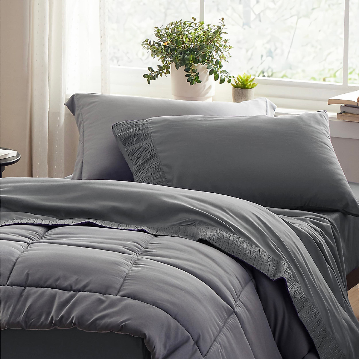 Bedsure Twin Sheets Set Grey - Soft Twin Bed Sheets, 3 Pieces Hotel Luxury Twin Sheets, Easy Care Polyester Microfiber Cooling Bed Sheet Set