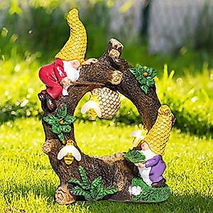 VZVXCC Solar Garden Statue Outdoor-Garden Statues Gnomes Collecting Honey with Solar Lights Decoration for Patio Balcony Yard Lawn Ornament, Novelty Gift