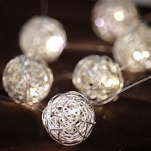 Wedding Party Decorating String Lights, Globe Rattan Ball Plug-in Fairy Lights 10ft 15 LED USB / Battery Powered with Remote for Indoor, Bedroom, Garden, Home, Holiday, Office, Classroom Ornaments