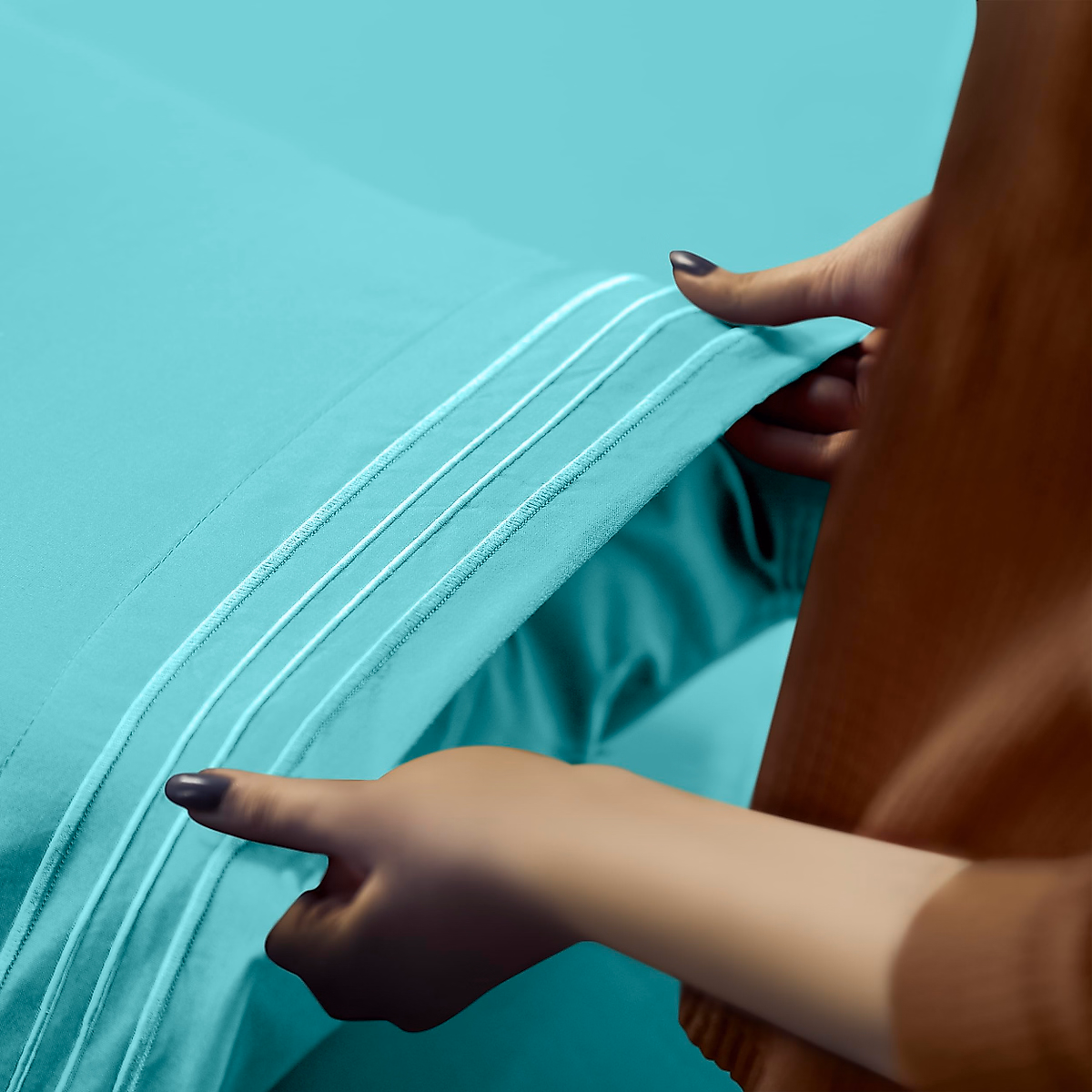 Utopia Bedding Queen Sheet Set, Soft Microfiber 4 Piece Hotel Luxury Bed Sheets for Women, Men, Kids & Teens with Side Storage Deep Pocket Fitted Sheet-Embroidered Pillow Cases - Flat Sheet (Spa Blue)