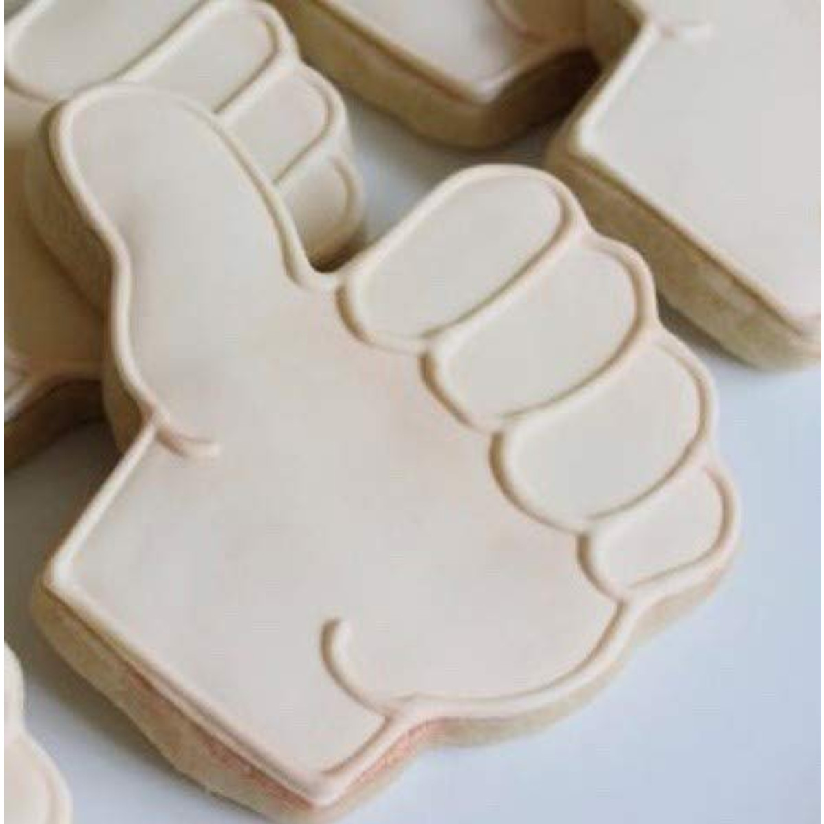 Ann Clark Cookie Cutters Thumbs Up Cookie Cutter, 3.75"