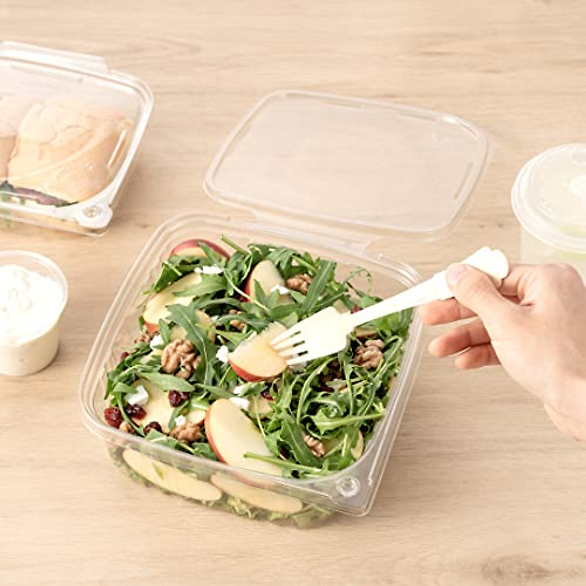 Restaurantware Tamper Tek 64 Ounce Take Out Containers 100 Tamper-Evident Deli Containers - Hinged Lid Freezable Clear Plastic Meal Prep Containers Disposable For Carry Out Or Lunches