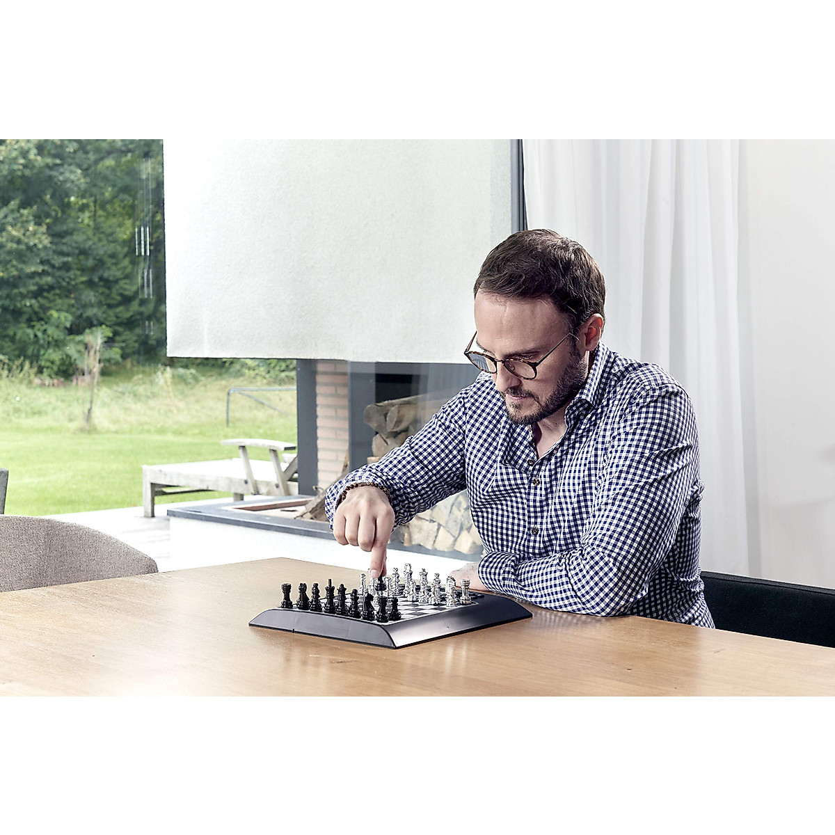 Chess Genius PRO Electronic Chess Board by Millennium - from Beginner to Advanced - The Perfect Partner for Practice and Play - Batteries Included - Model MIL812