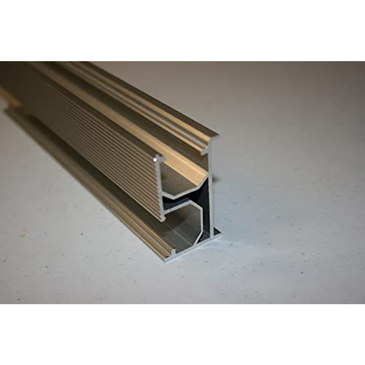 Solar Mounting Rail 88 in (7.3 feet). Planet 4 Solar (UISolar)-Pack of 4 Rails