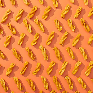 Old El Paso Fiesta Twists, Queso Cheese, Crispy Corn Snacks, 5.5 oz