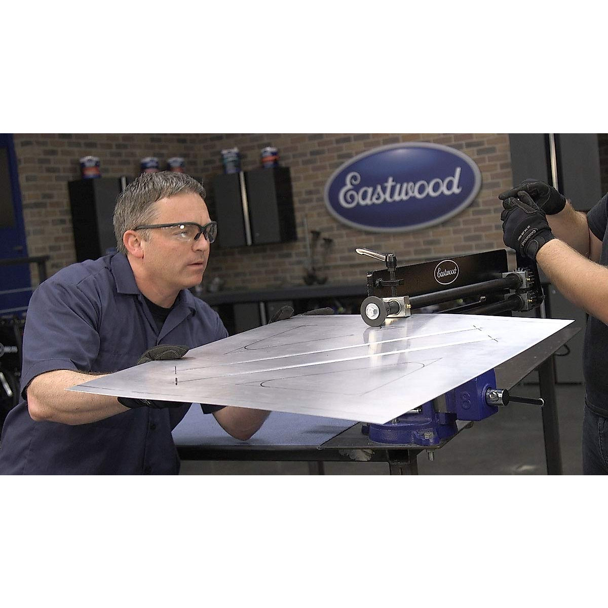 Eastwood Metal Bead Roller with Dies | Generous 19 inch Throat Industrial Cast-Iron Metal Beads Roller | 18 Gauge Sheet Metal Rotary Forming Machine | Durable Steel Construction English Wheel