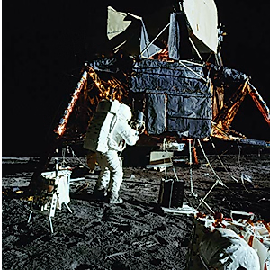 NASA Moon Missions Operations Manual: 1969 - 1972 (Apollo 12, 14, 15, 16 and 17) - An insight into the engineering, technology and operation of NASA's advanced lunar flights (Haynes Manuals)