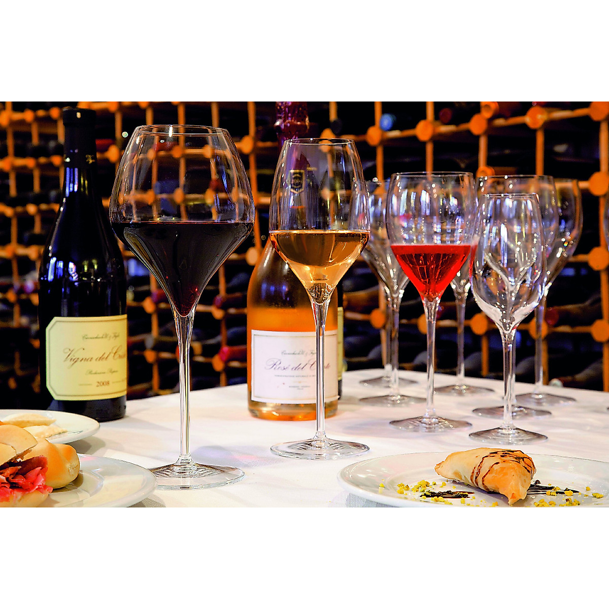 Luigi Bormioli Magnifico 15.5 oz Medium Wine Glasses, Set of 4, Clear