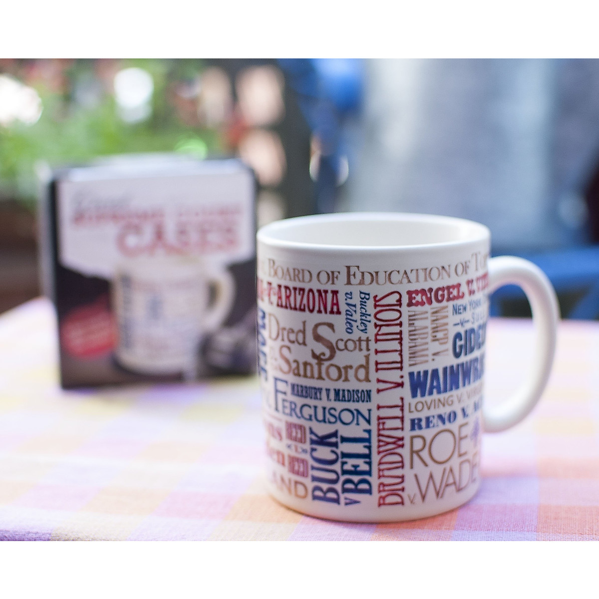 Supreme Court Heat Changing Mug - Add Coffee or Tea to Reveal the Winners of Famous Supreme Court Cases - Comes in a Fun Gift Box