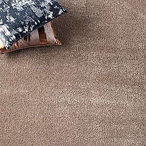 SAFAVIEH Plain and Solid Collection 5'5" x 7'7" Taupe PNS320 Non-Shedding Living Room Bedroom Dining Home Office Area Rug