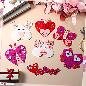 560 Pieces Valentine's Day DIY Craft Kit Felt Heart Animals Art Craft Set with Googly Eyes Gem Sticker for Kid Valentines Game Activity Party Supplies