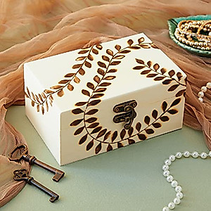 Juvale 5 Pack Unfinished Wooden Boxes with Hinged Lids Arts and Crafts, Wood Storage Boxes to Paint (Natural, 5 Assorted Sizes)