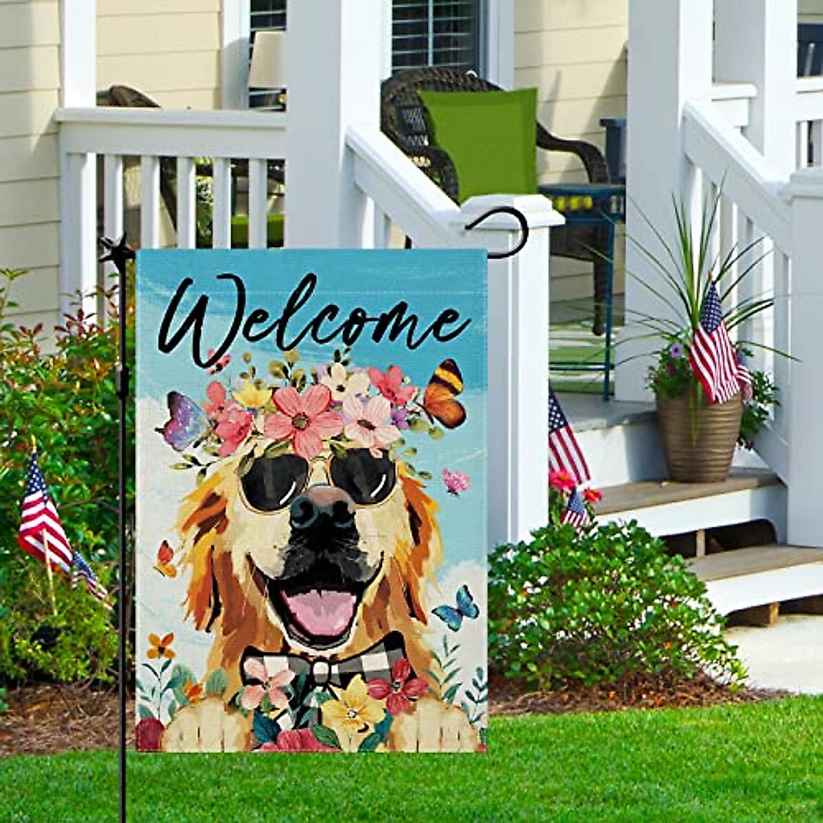 CMEGKE Spring Summer Golden Retriever Garden Flag, Spring Summer Dog Flags, Spring Summer Flags Summer Spring Rustic Vertical Double Sided Burlap Golden Retriever Floral Home Holiday Party Farmhouse Yard Lawn Outside Decorations 12.5 x 18 In