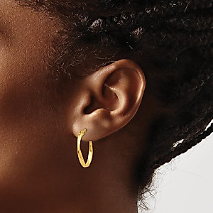 14K Yellow Gold Twisted Oval Hoop Earrings