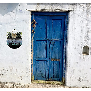 TYmall Retro Hot Tub Sign Funny Farmhouse Life is Better in The Hot Tub Wooden Hanging Sign Rustic Retro Wall Art Decor for Home Decoration 11Inch