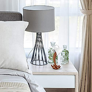 Jetec Floating Coffee Cup Sculpture Decoration Spilling Coffee Cup Sculpture Plastic Pouring Coffee Mugs Pouring Splash Coffee Cup Kitchen Decor for Family Friend Coffee Lover (Brown)