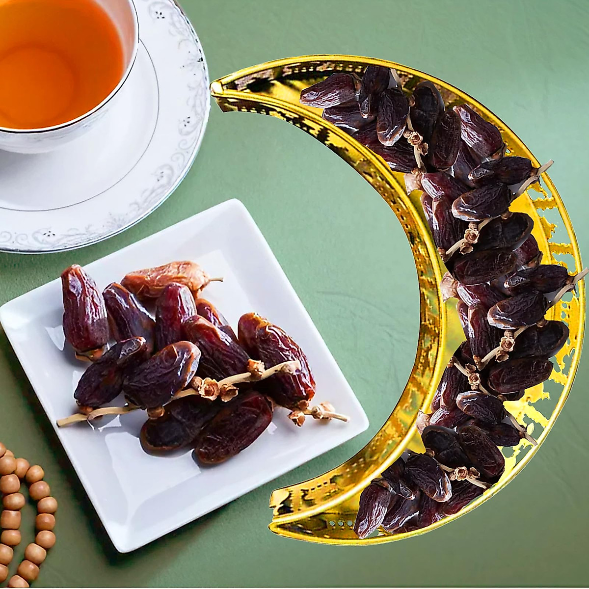 AOCEAN 2 Pcs Golden Ramadan Serving Tray Elegant Eid Mubarak Dessert Plate with Moon and Star Design Stylish Food Container for Ramadan Table Decor and Festive Gatherings (Carve)